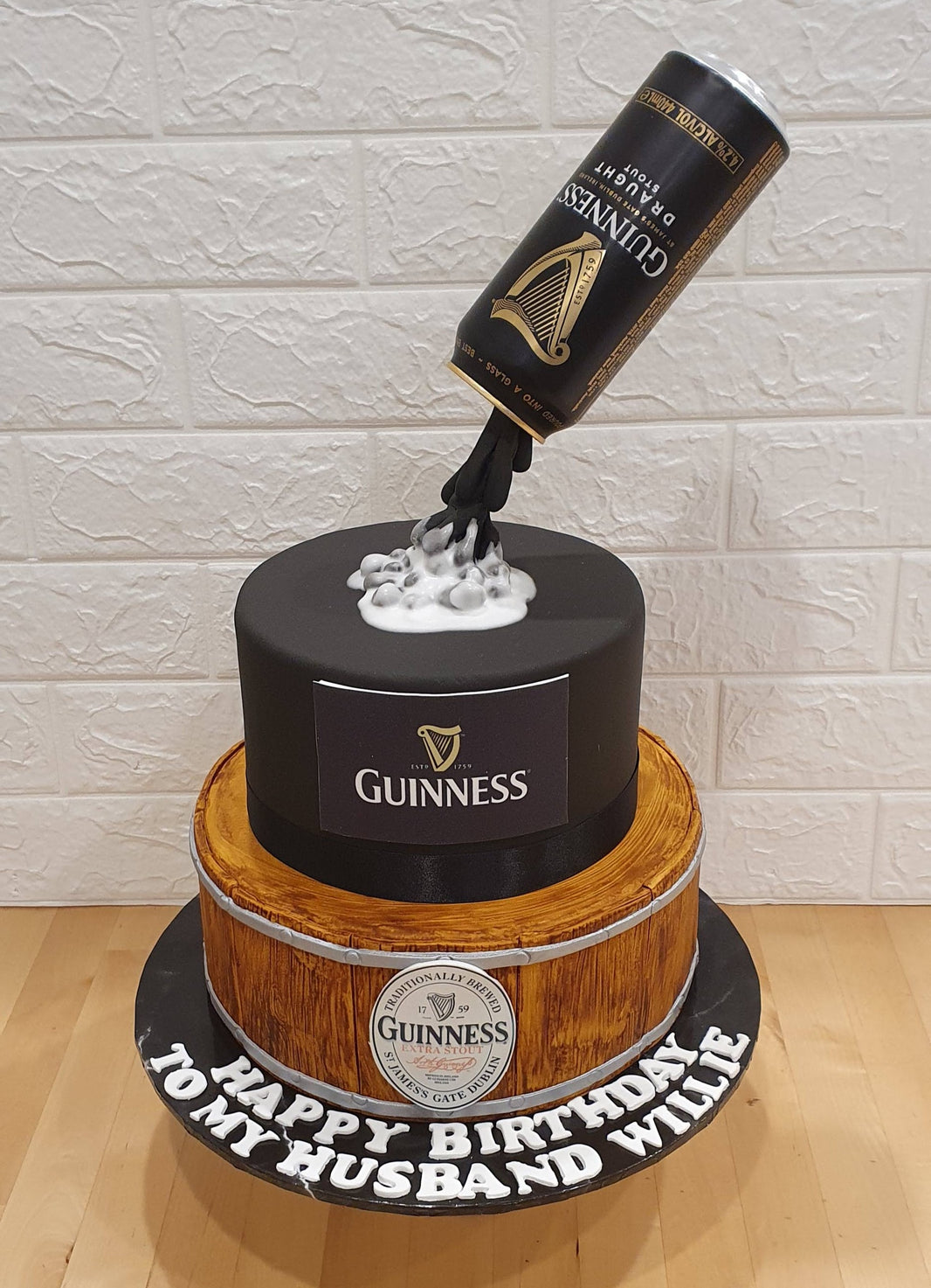 Big Cakes | Large Custom Cake Designs – Cakebellies